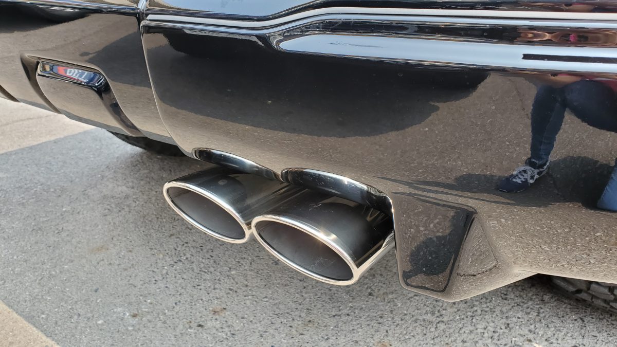 様変わりしたカスタムSUV”HILUX SURF 215″にドキッ^^ – エムズオート