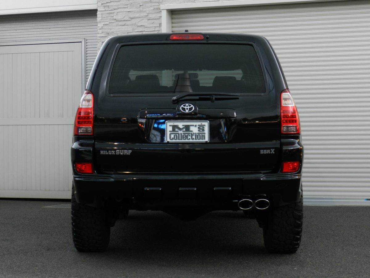 様変わりしたカスタムSUV”HILUX SURF 215″にドキッ^^ – エムズオート